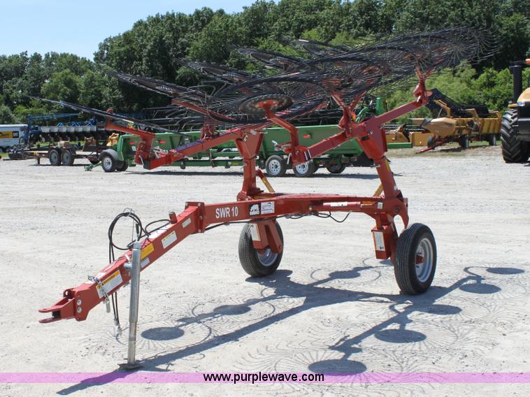 2009 Rhino SWR10 hay rake in Chillicothe, MO | Item A2036 sold | Purple ...