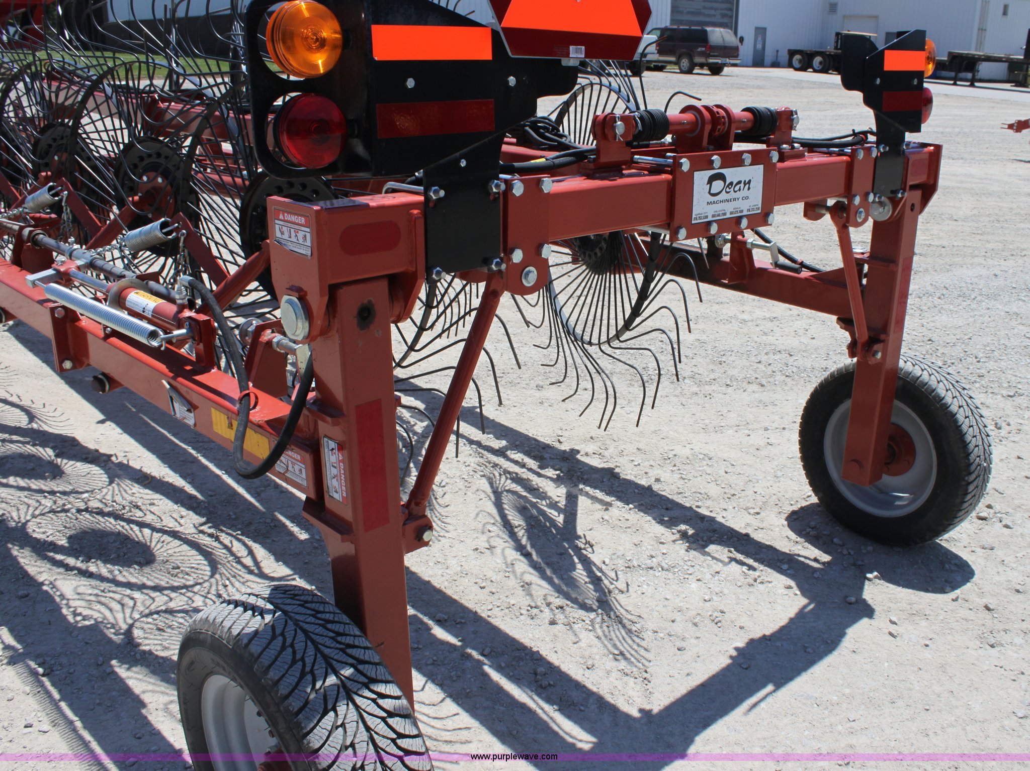 2009 Rhino BF10 hay rake in Chillicothe, MO | Item A2037 sold | Purple Wave
