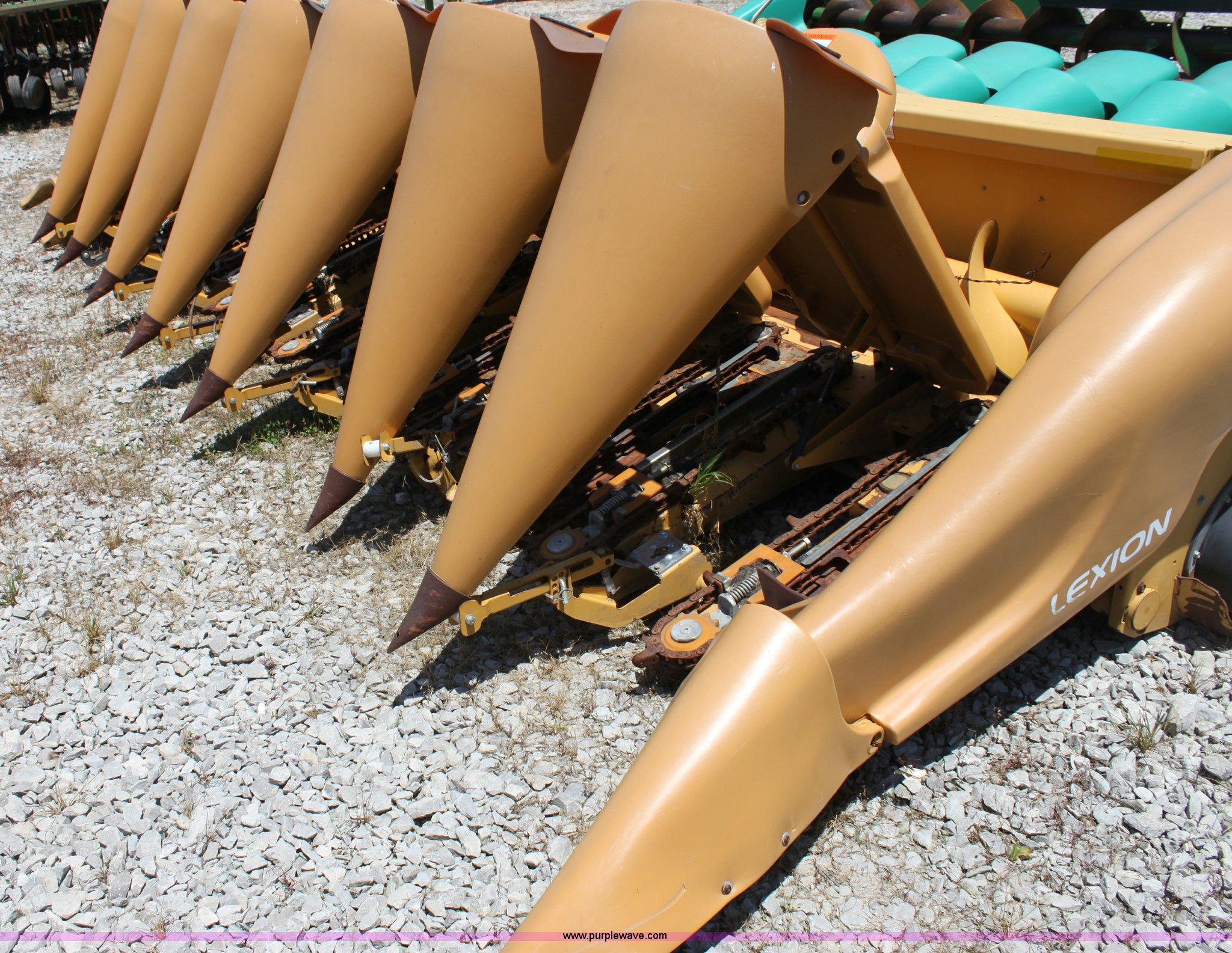 Lexion C508-30 8 row corn head in Chillicothe, MO | Item A3746 sold ...