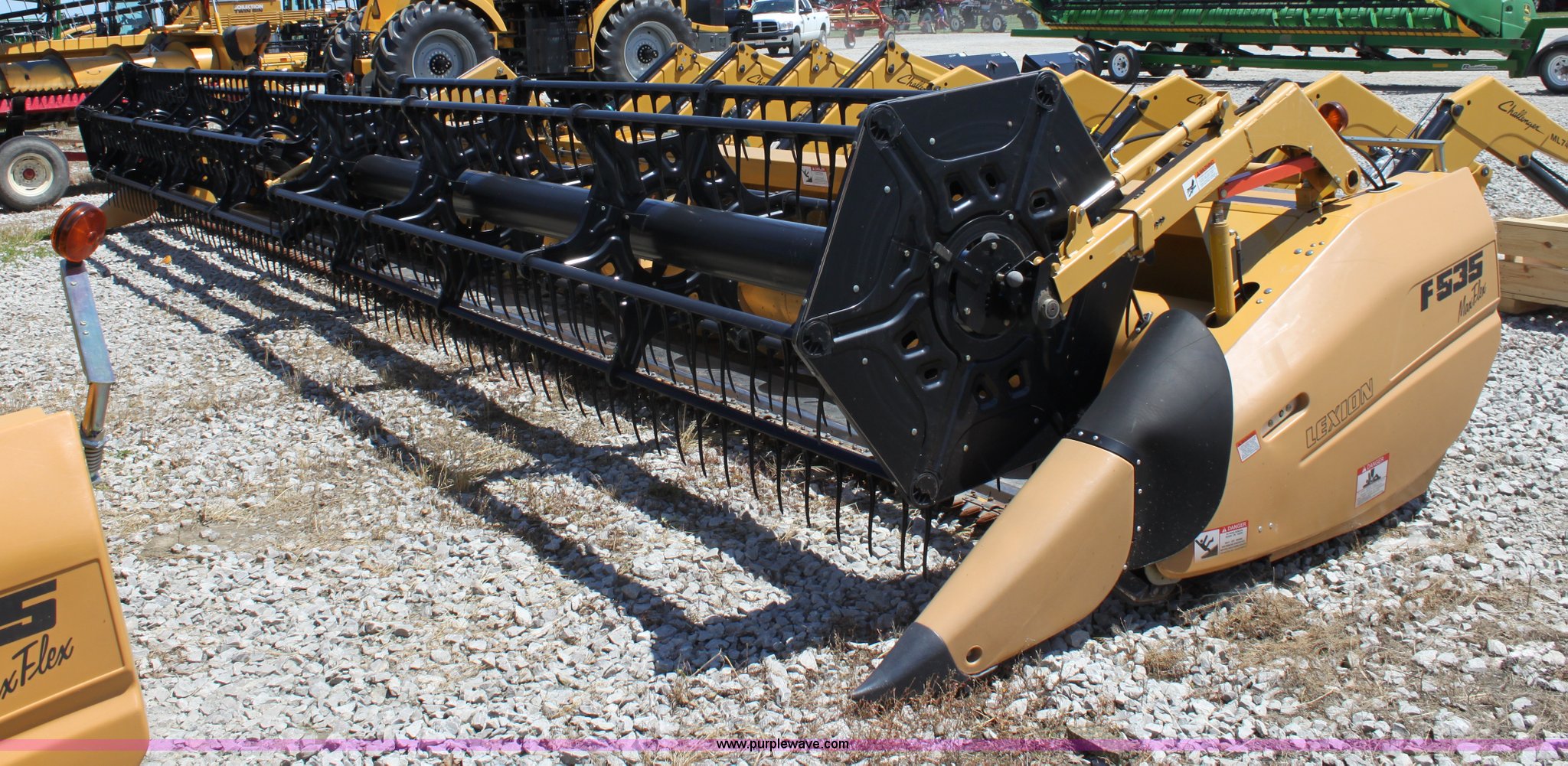 Lexion F535 Max Flex 35' flex head in Chillicothe, MO | Item A3747 sold ...