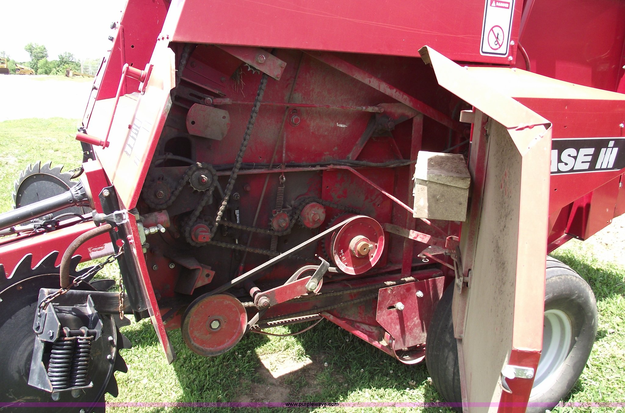 1997 Case IH 8465 5x6 round baler in Sedalia, MO | Item A4211 sold ...