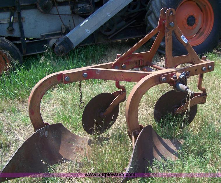 Dearborn 10-1 two bottom plow in Olmitz, KS | Item 7329 sold | Purple Wave