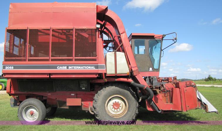 1992 Case IH 2055 four row cotton picker in El Campo, TX | Item A4695 ...