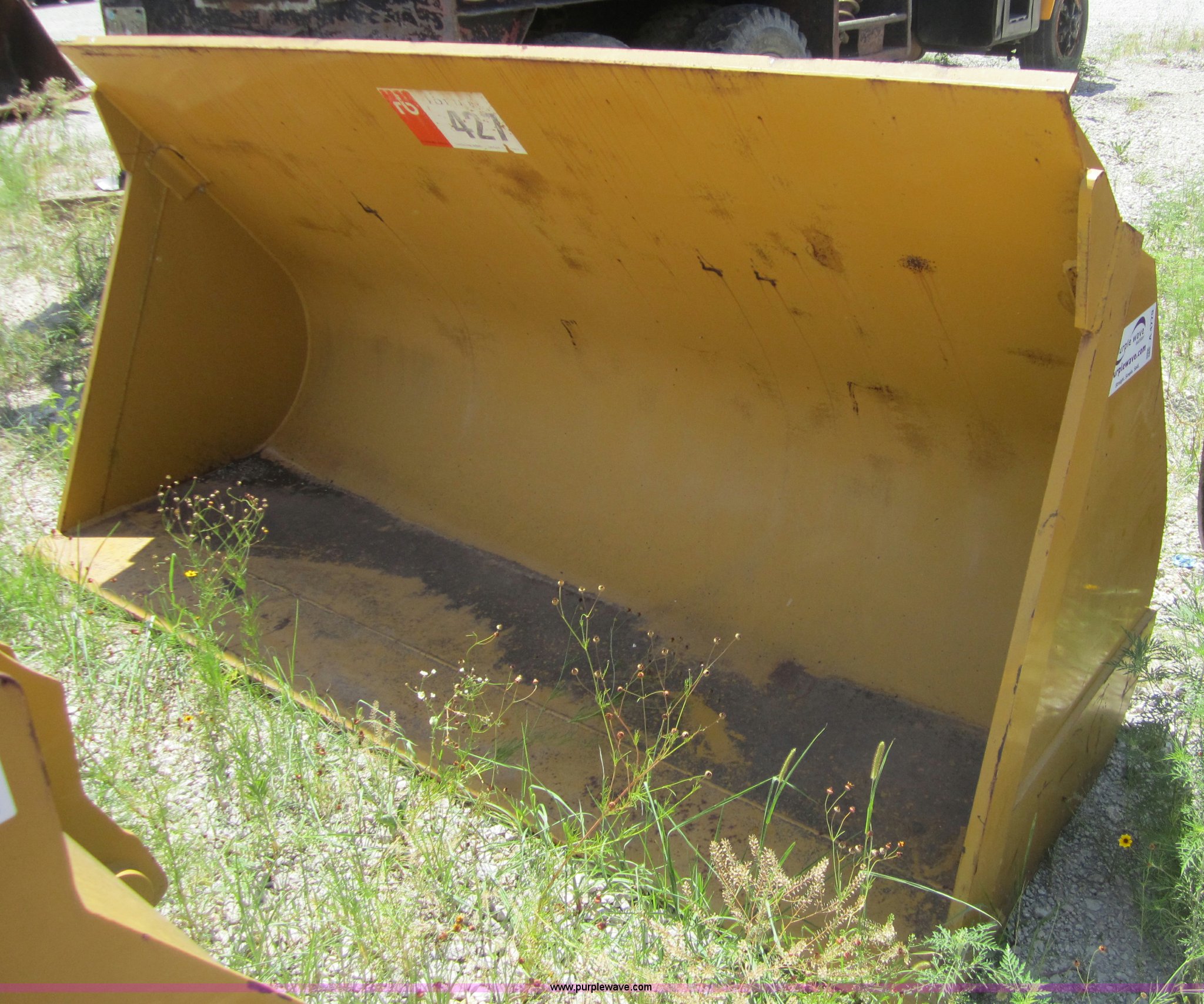 Caterpillar 950 loader bucket in St Paul, KS | Item A4779 sold | Purple ...