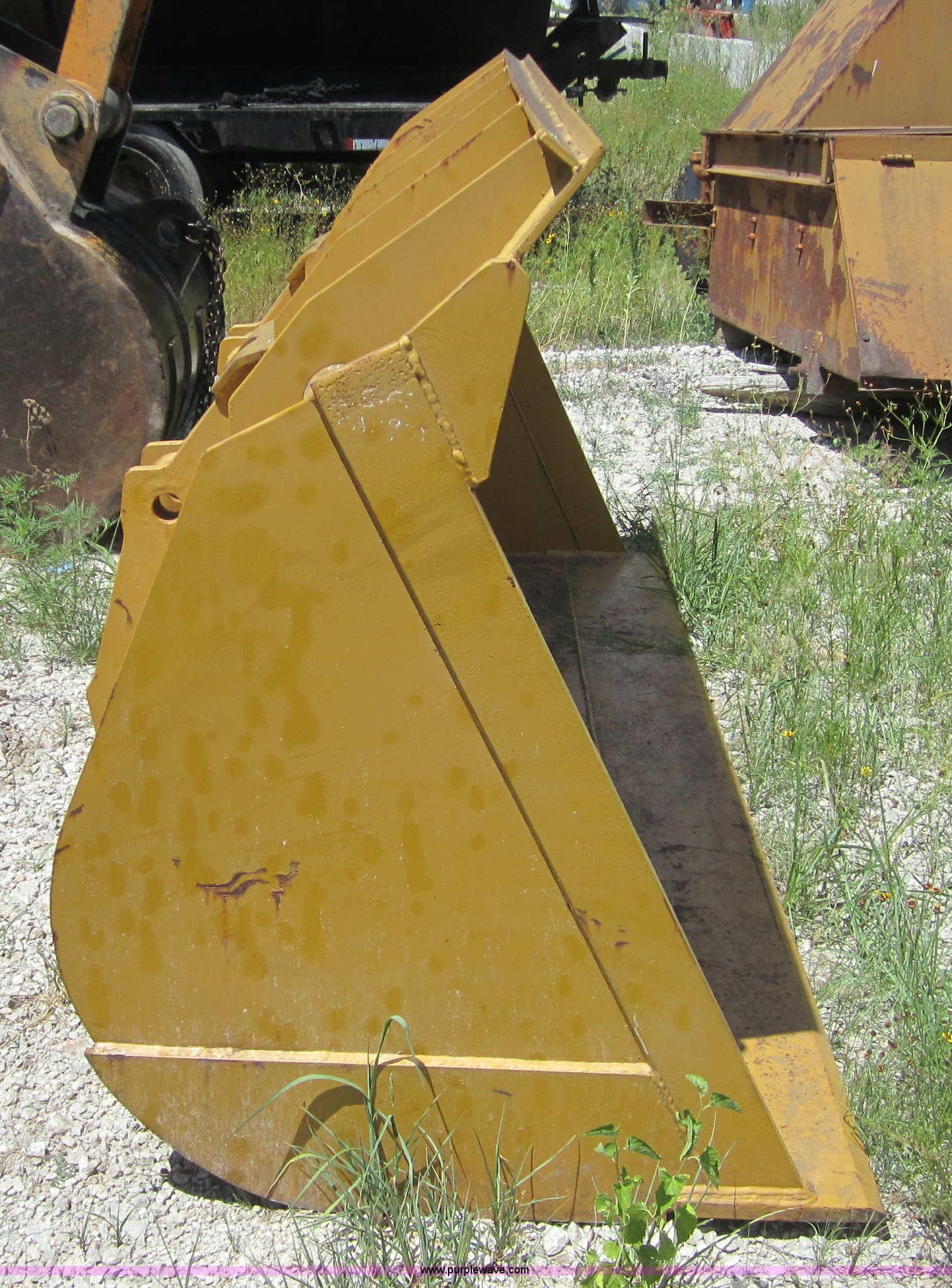 Caterpillar 950 loader bucket in St Paul, KS | Item A4779 sold | Purple ...