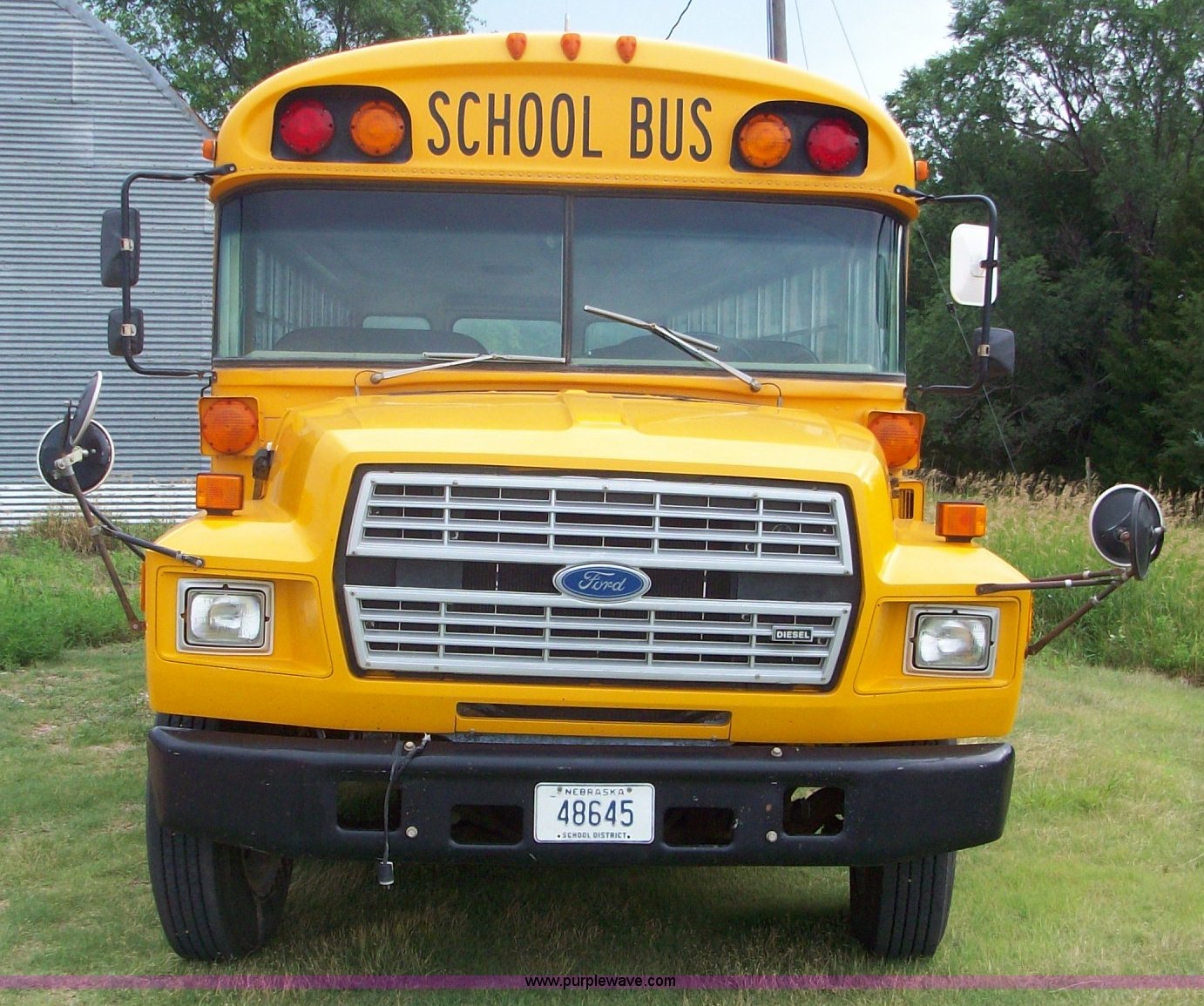 1991 Ford B600 school bus in Oxford, NE | Item A1147 sold | Purple Wave