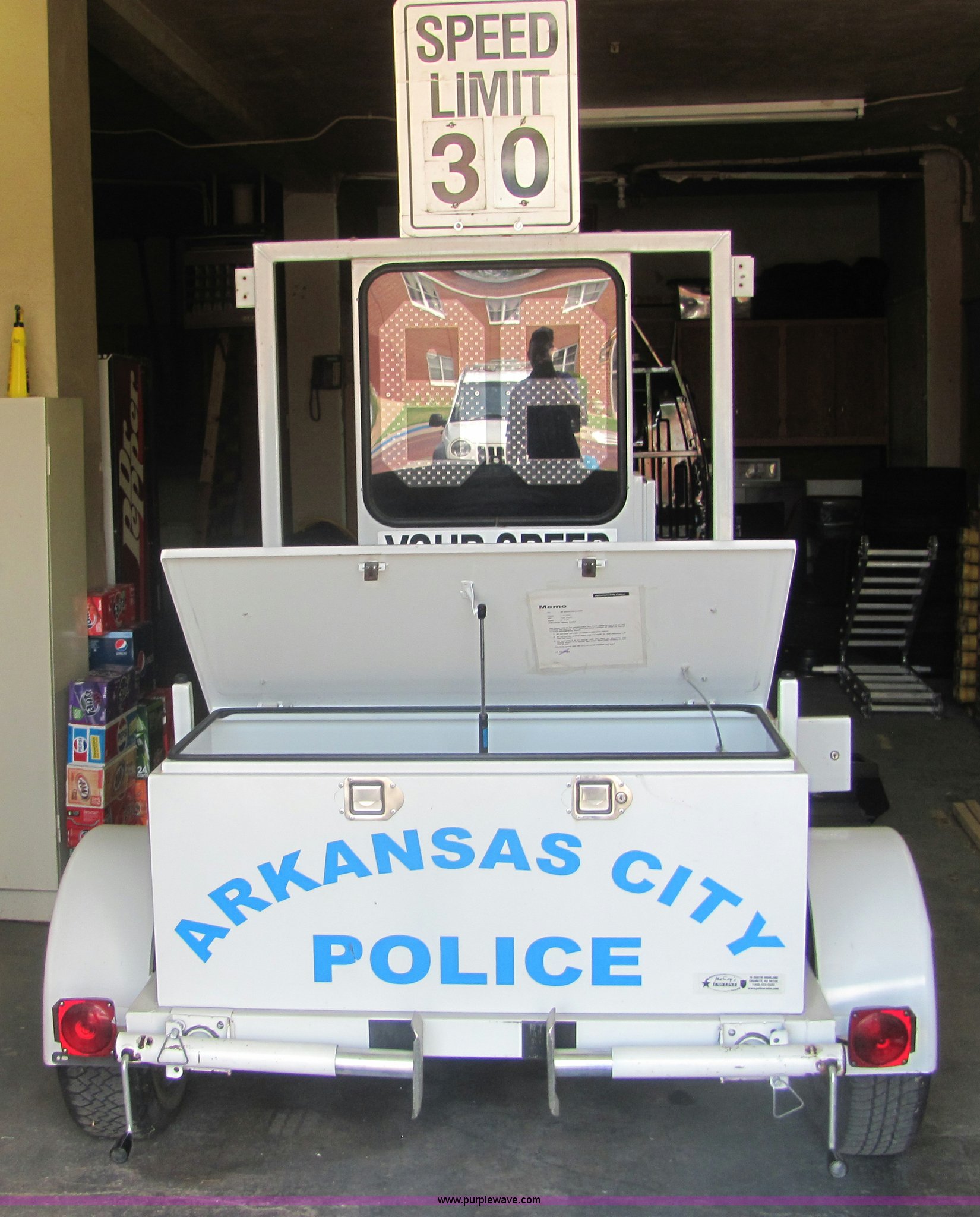 Speed display trailer in Arkansas City, KS | Item A9327 sold | Purple Wave