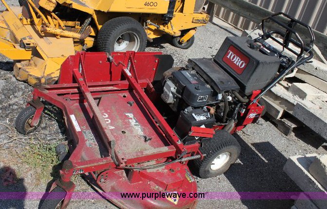 Toro Proline 30128 lawn mower in Hutchinson, KS | Item B9777 sold ...