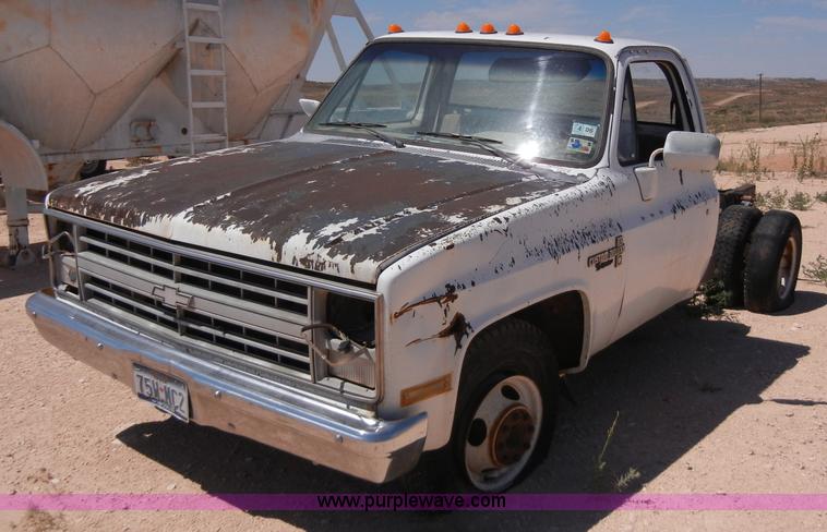 1987 Chevrolet R30 one ton truck cab and chassis in Canadian, TX | Item ...