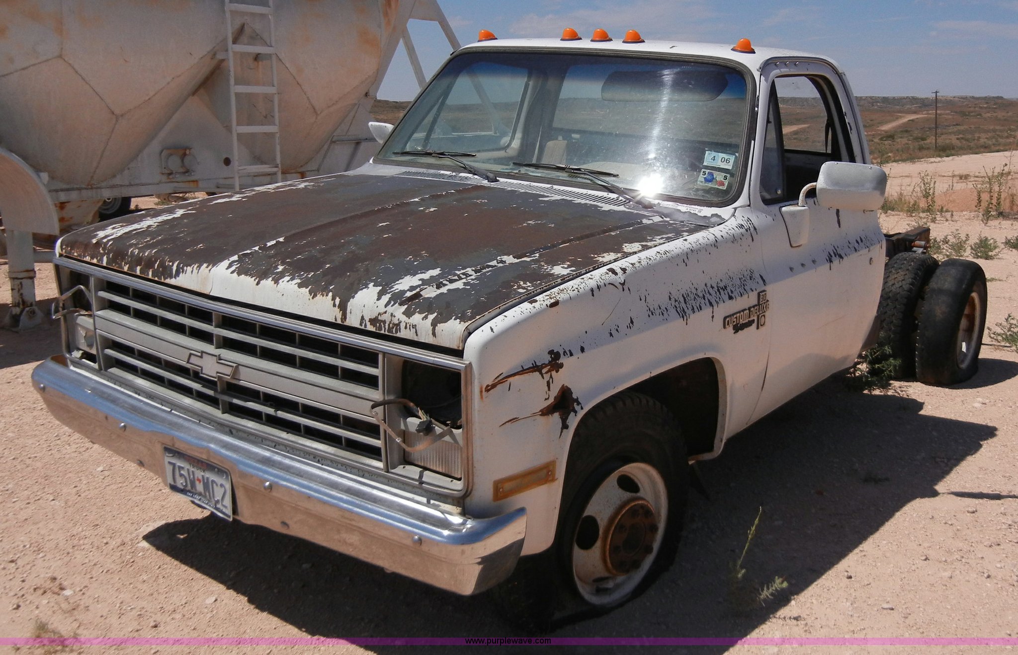 1987 Chevrolet R30 one ton truck cab and chassis in Canadian, TX | Item ...