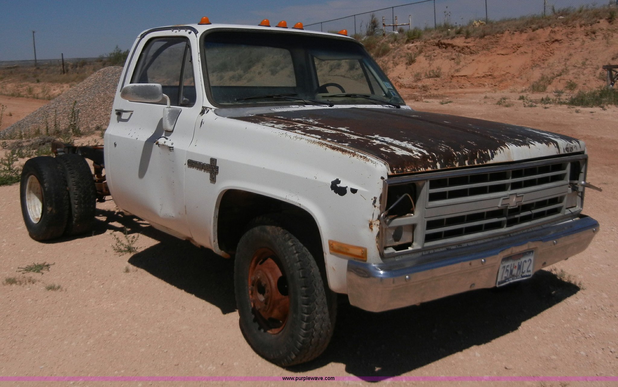 1987 Chevrolet R30 one ton truck cab and chassis in Canadian, TX | Item ...