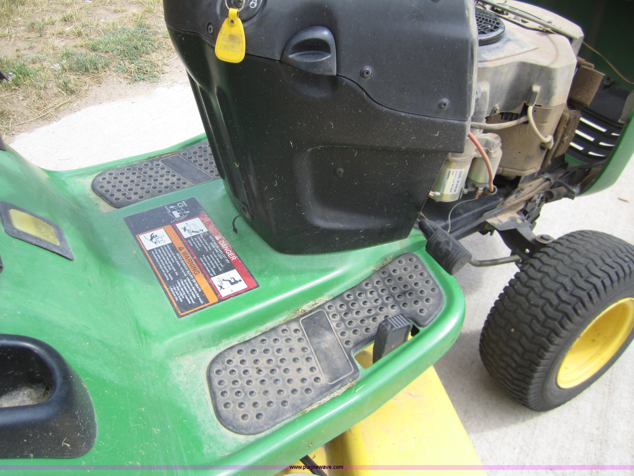 John Deere G110 automatic lawn mower in Dodge City, KS | Item C9777 ...
