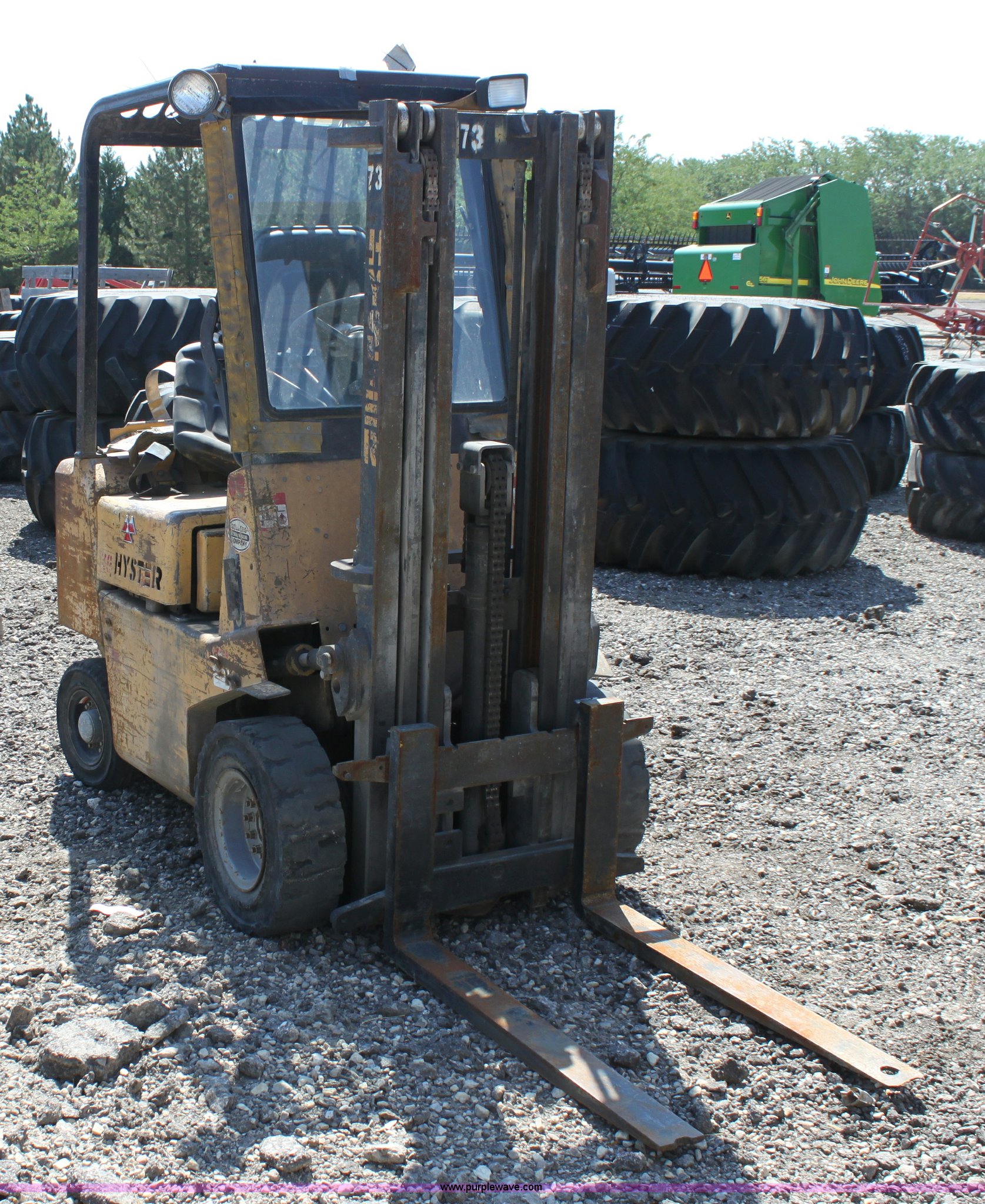Hyster H30XL forklift in Hesston, KS | Item A3601 sold | Purple Wave