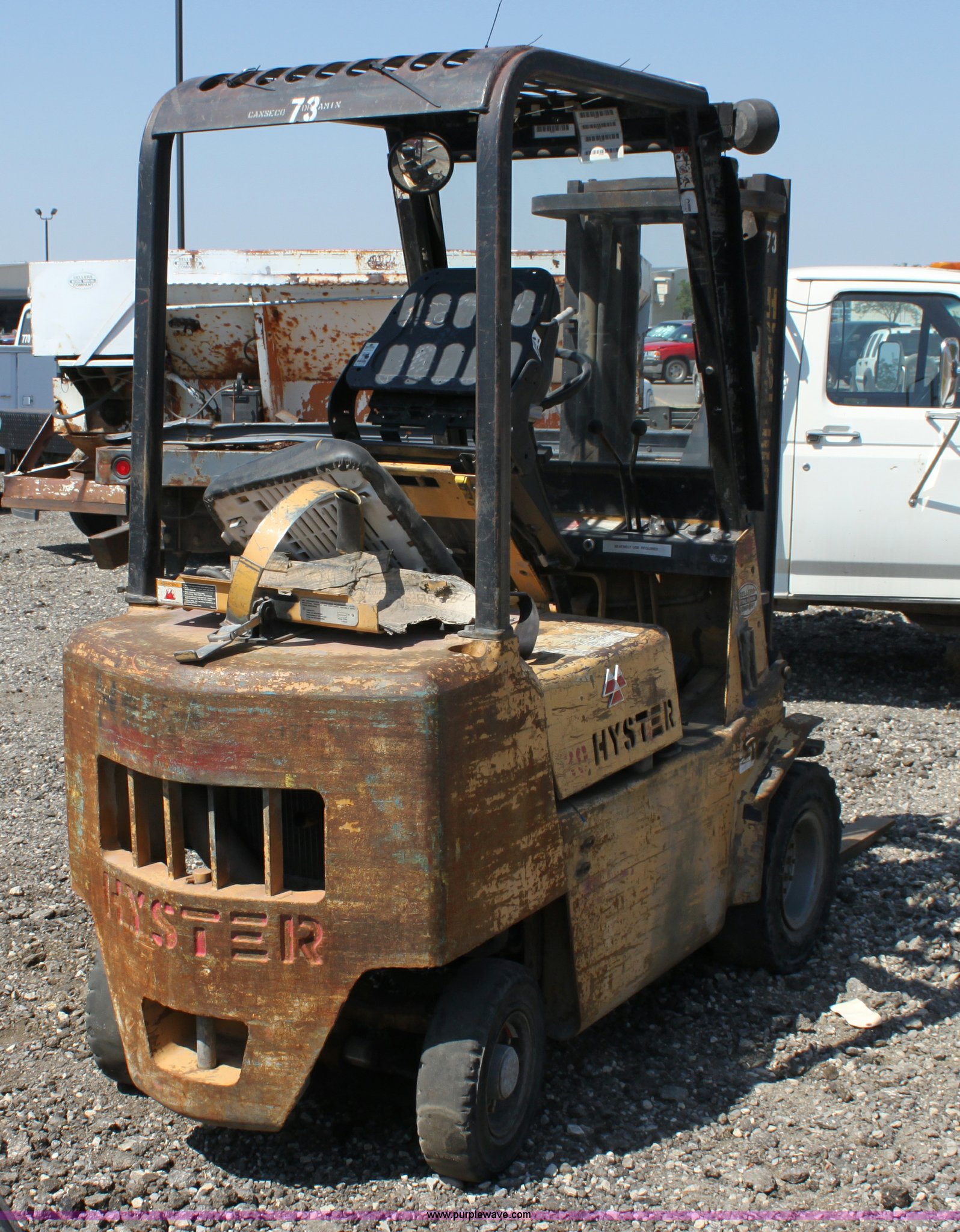 Hyster H30XL forklift in Hesston, KS | Item A3601 sold | Purple Wave