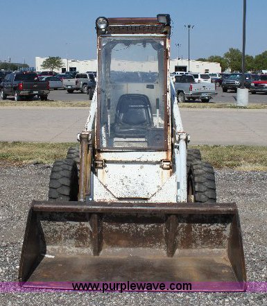 1975 Bobcat M825 skid steer in Hesston, KS | Item A3609 sold | Purple Wave