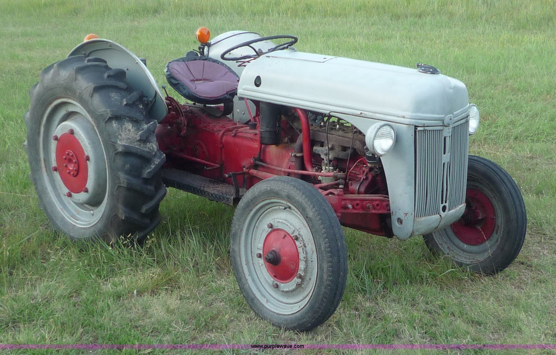 1946 Ford 2N tractor in Manhattan, KS | Item A5324 sold | Purple Wave