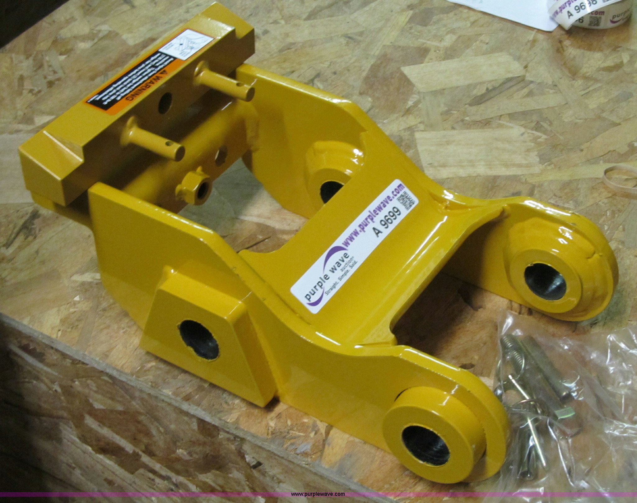 John Deere backhoe quick coupler kit in Amarillo, TX | Item A9699 sold ...