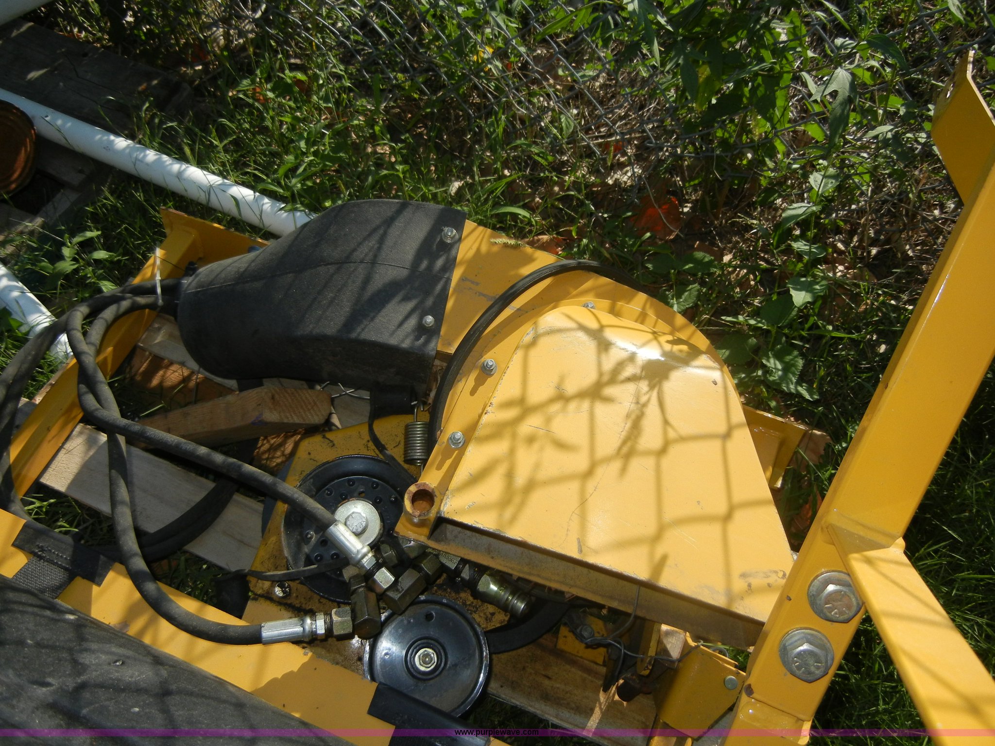 Hi-Lift Bac-Vac for Hustler mower in Manhattan, KS | Item D9831 sold ...