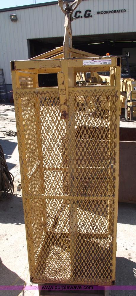 Oxygen and acetylene tank cage in Columbia, MO | Item A9445 sold ...