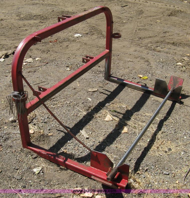 Three point sod unroller in Maize, KS | Item B9553 sold | Purple Wave