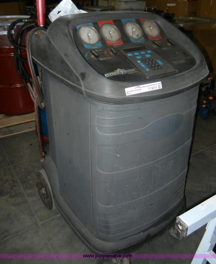 Robinair Cool Tech Dual 2K recycler in Spring Hill, KS | Item C9013 ...