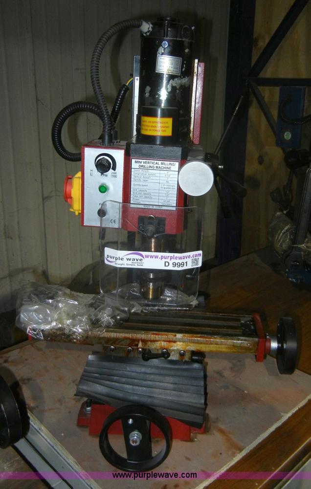 Cummins Mini milling/drilling machine in Spring Hill, KS | Item D9991 ...