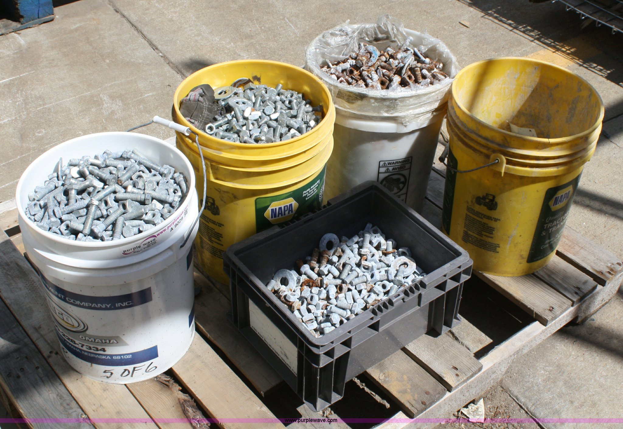 (5) buckets of assorted bolts in Spring Hill, KS | Item A9029 sold ...