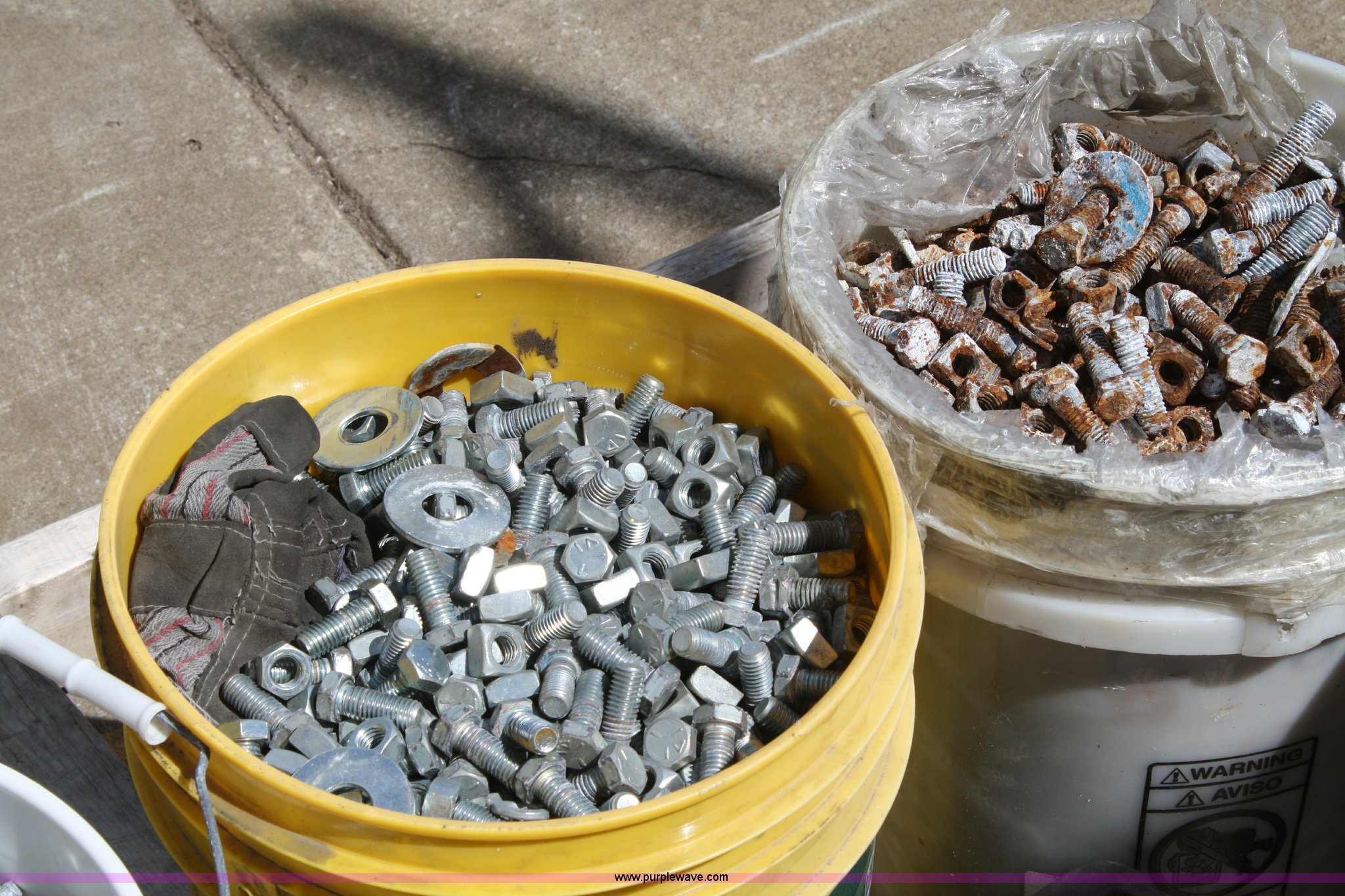 (5) buckets of assorted bolts in Spring Hill, KS | Item A9029 sold ...