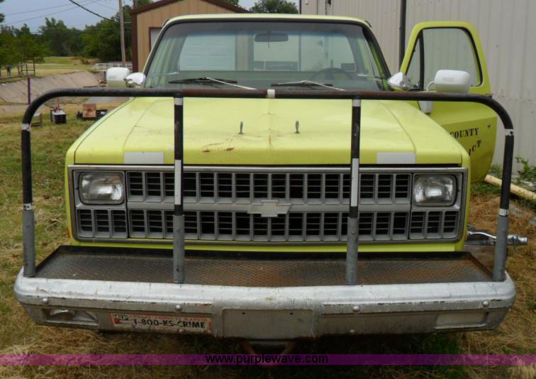 1981 Chevrolet K30 Custom Deluxe truck cab and chassis in Lyons, KS ...
