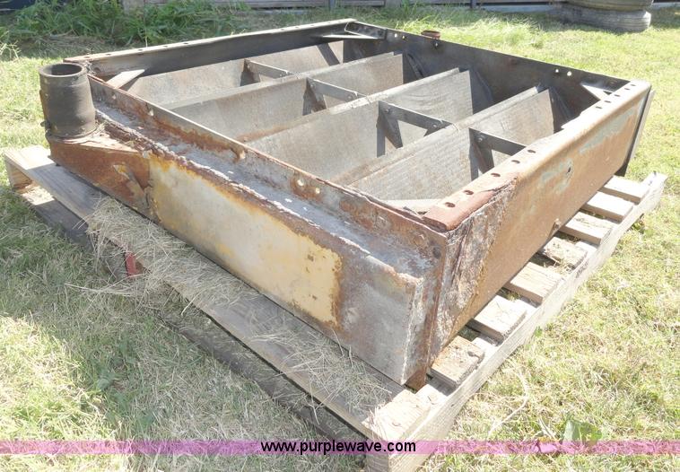 1986 Caterpillar 950B folded core radiator in Shawnee, KS | Item F9338 ...