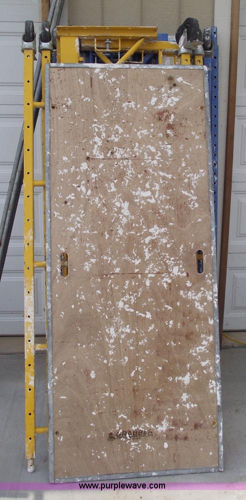 (3) complete sets of Raker scaffolding in Liberty, MO | Item B9143 sold ...