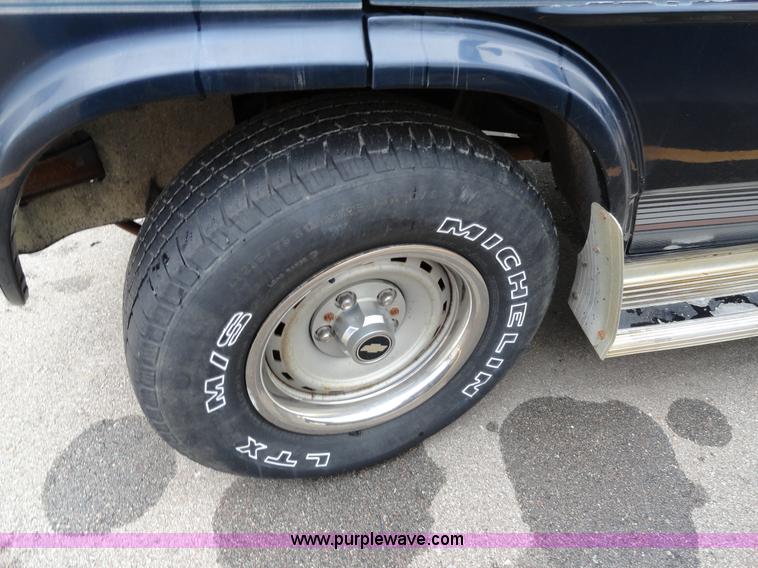 1993 Chevrolet G20 Mark III van in Manhattan, KS | Item A3105 sold ...