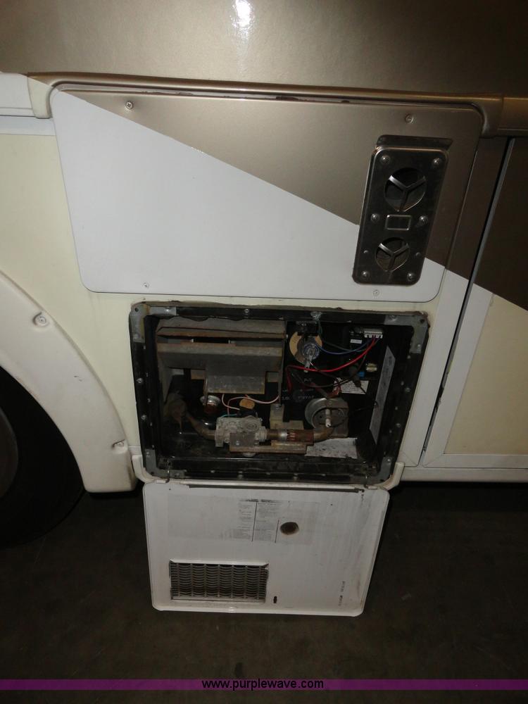 2002 Workhorse P30 Fleetwood Flair RV in Topeka, KS | Item A3198 sold ...