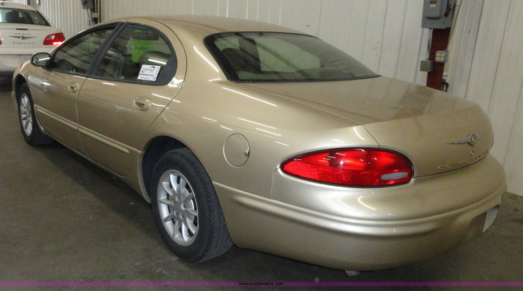 1998 Chrysler Concorde LXi in Topeka, KS | Item A3194 sold | Purple Wave
