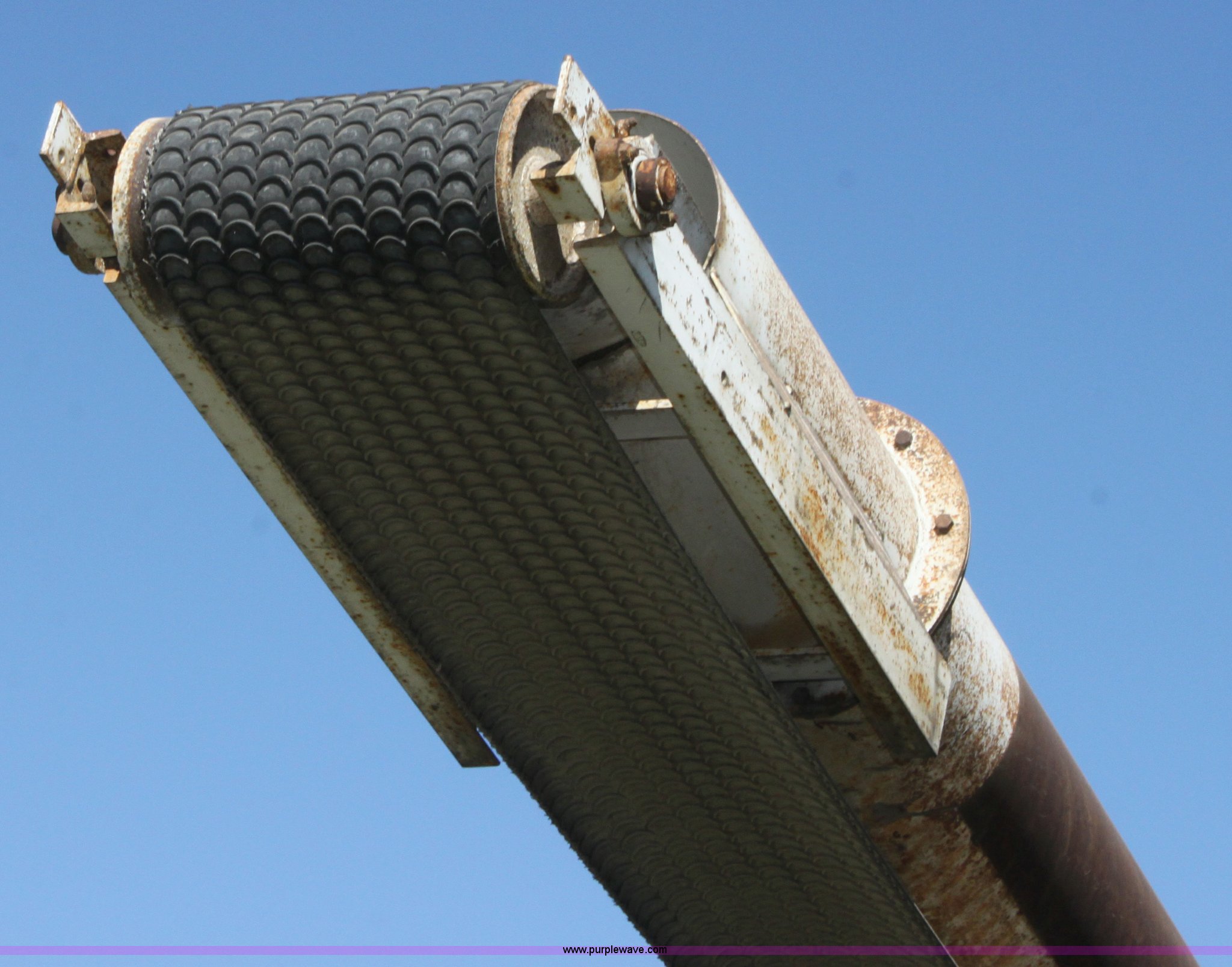 Speed King 40' belt auger in Lindsborg, KS | Item A2932 sold | Purple Wave