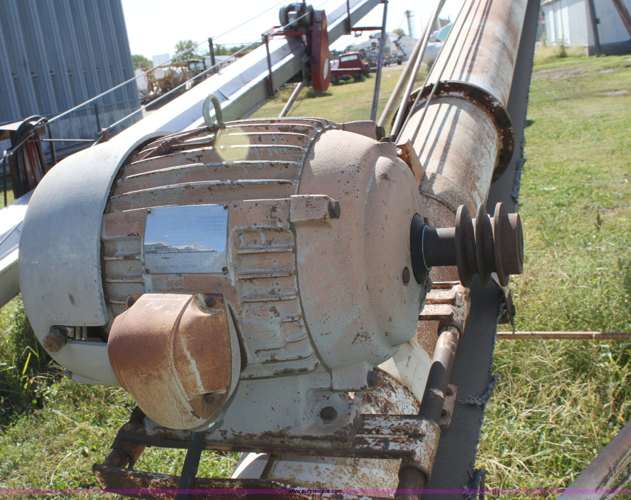 Speed King 40' belt auger in Lindsborg, KS | Item A2932 sold | Purple Wave