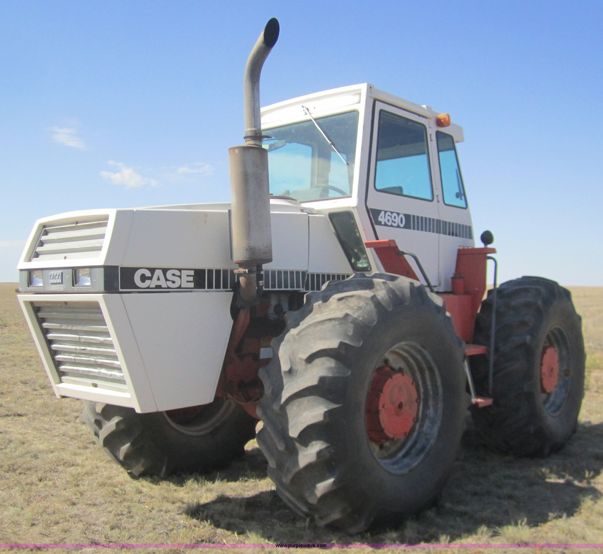 1980 Case 4690 tractor in Manter, KS | Item B3006 sold | Purple Wave