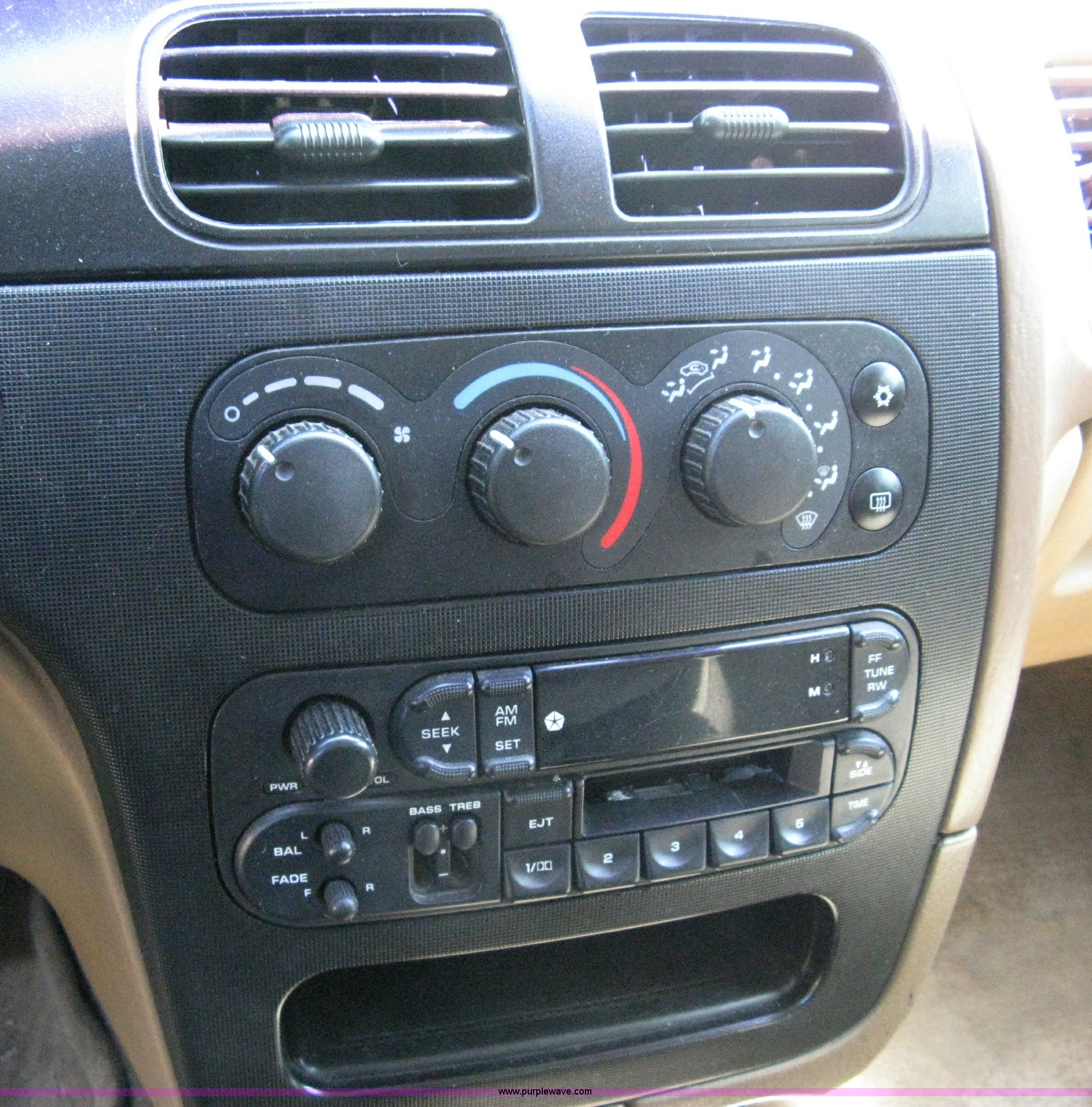 1999 Dodge Intrepid in Wichita, KS | Item A4369 sold | Purple Wave