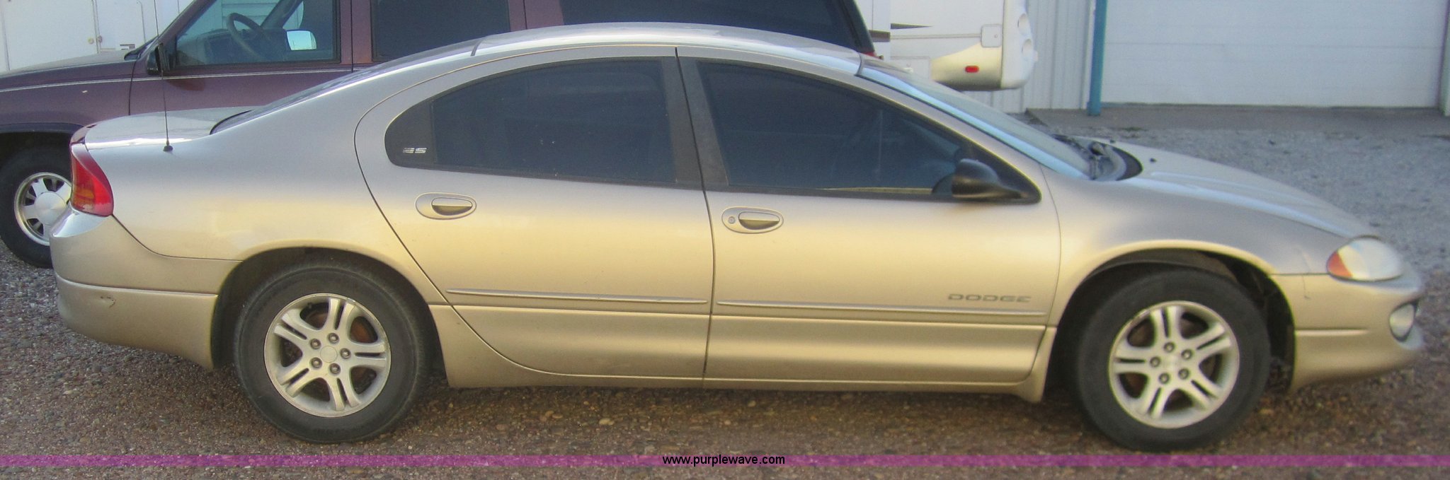 2000 Dodge Intrepid ES in Garden City, KS | Item B5528 sold | Purple Wave