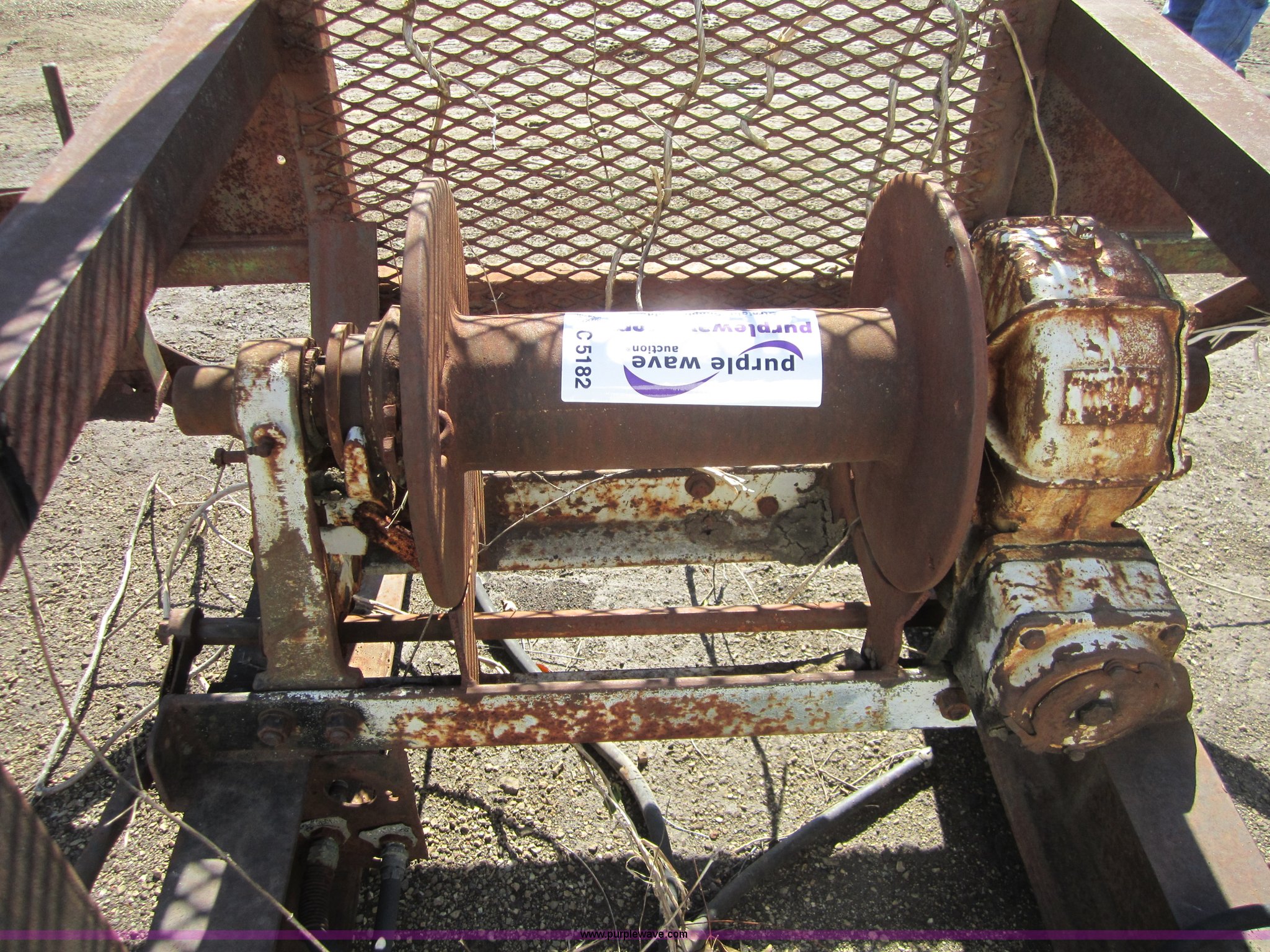 Braden PTO winch in Columbus, KS | Item C5182 sold | Purple Wave