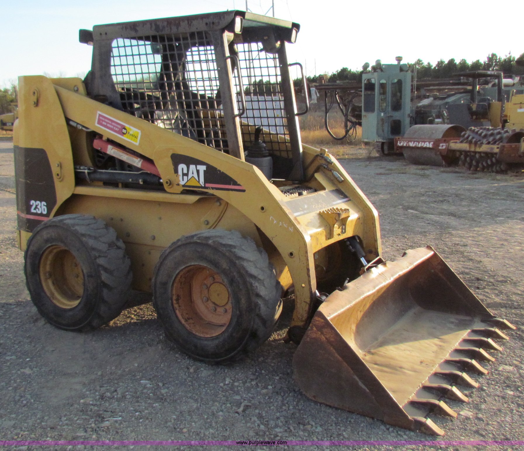 1999 Caterpillar 236 skid loader in Bucyrus, KS | Item A3517 sold ...