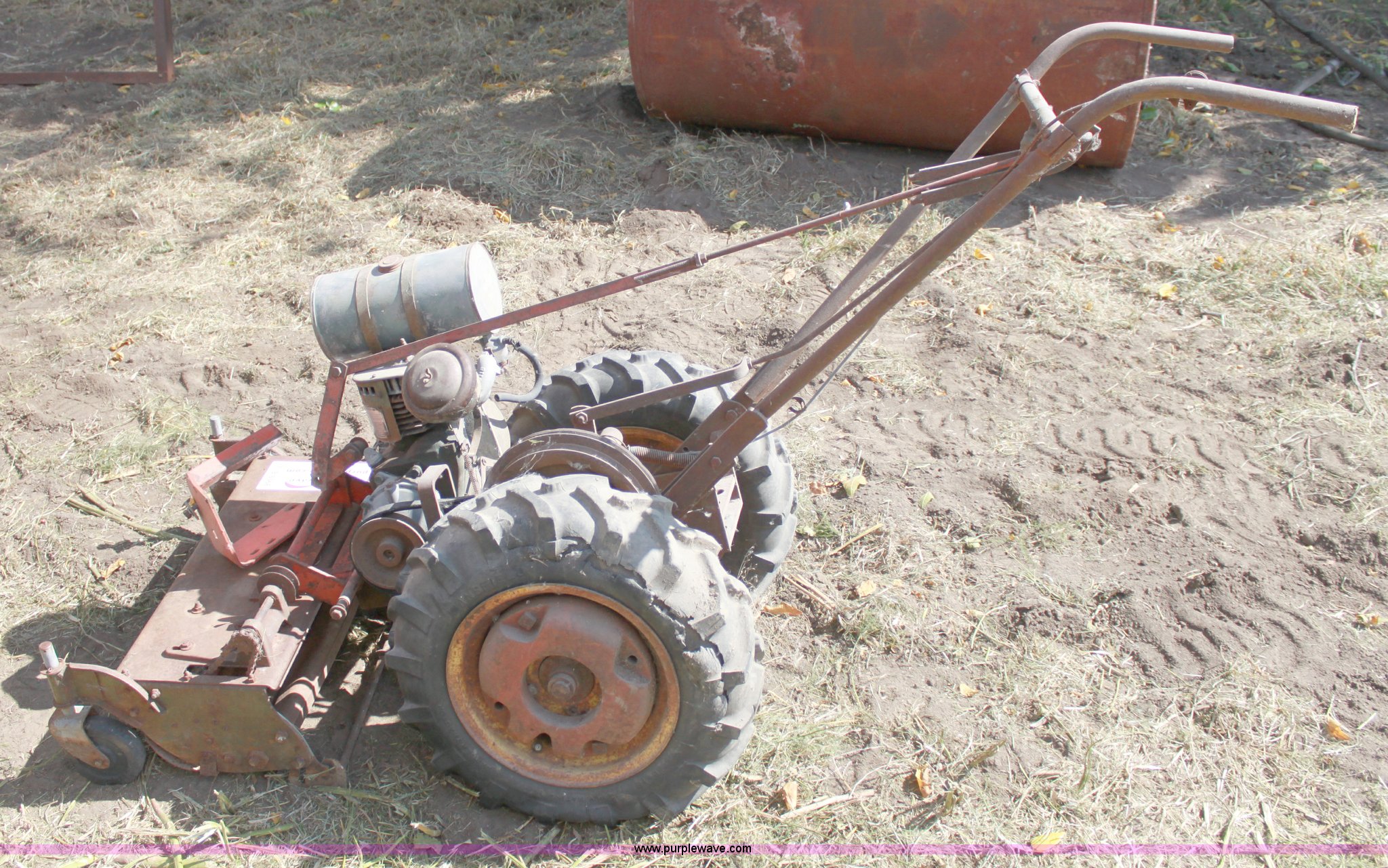 Clinton Machine D1162C2B front reel mower in Waverly, KS | Item B8568 ...
