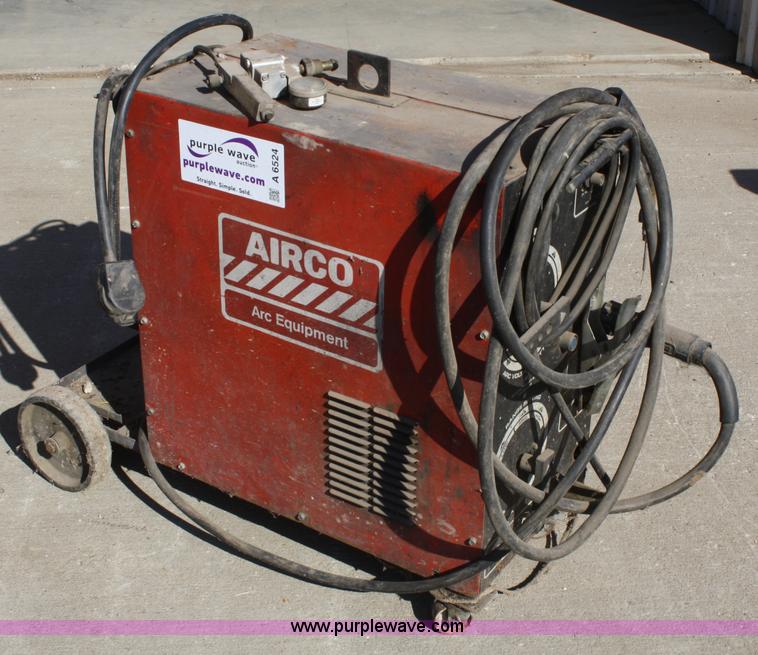 Airco DIP PAK225 MIG welder in Paola, KS | Item A6524 sold | Purple Wave
