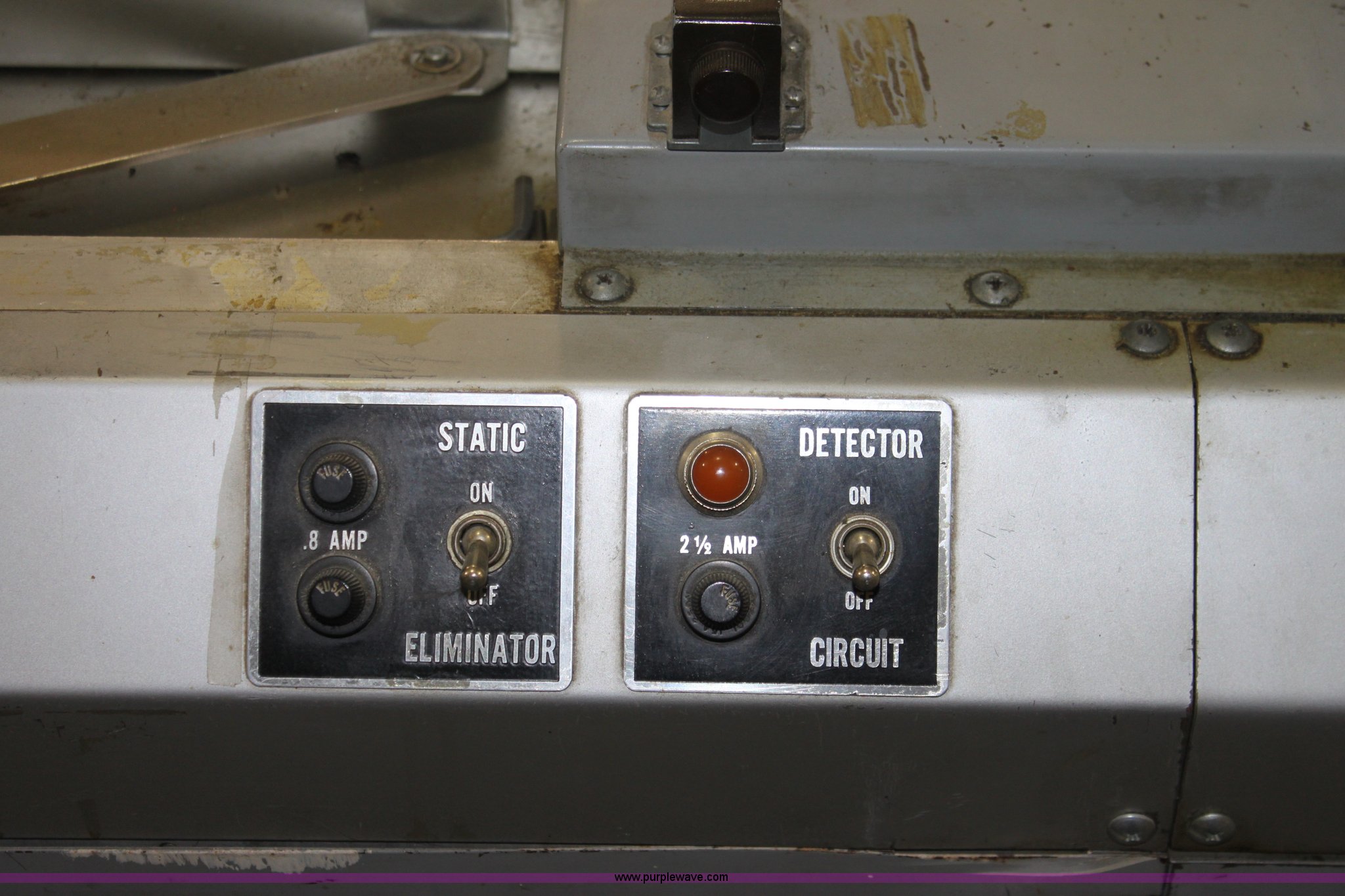 Didde-Glaser gather-all collating machine in Emporia, KS | Item 6418 ...