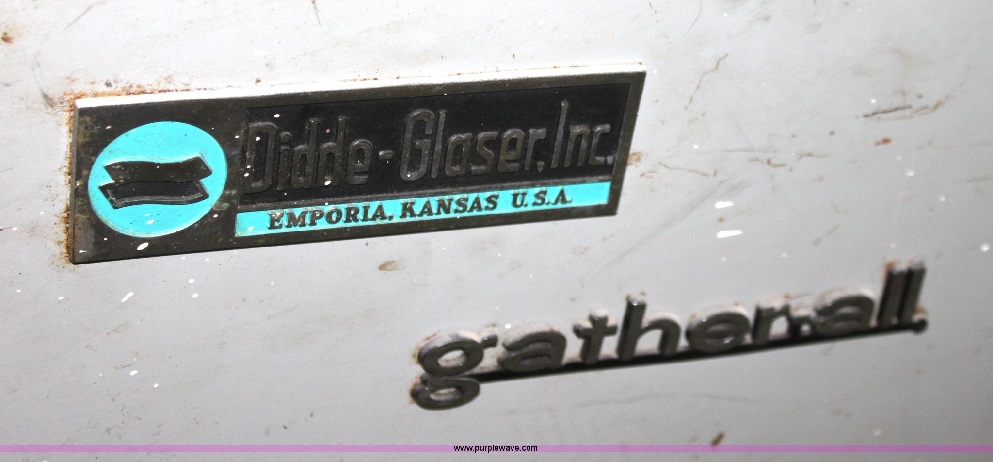 Didde-Glaser gather-all collating machine in Emporia, KS | Item 6418 ...