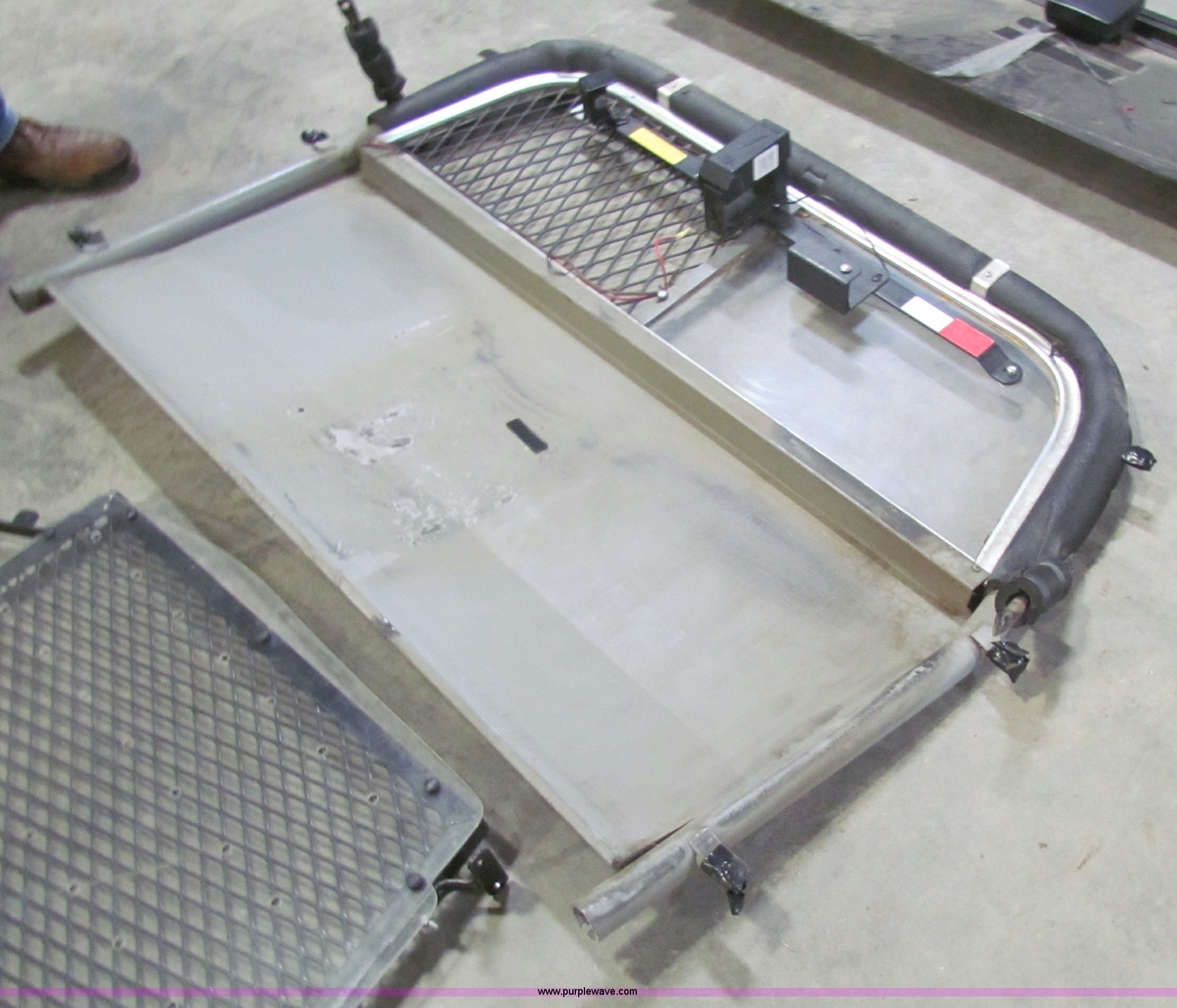 (2) Ford Crown Victoria cages in Neodesha, KS | Item D9235 sold ...