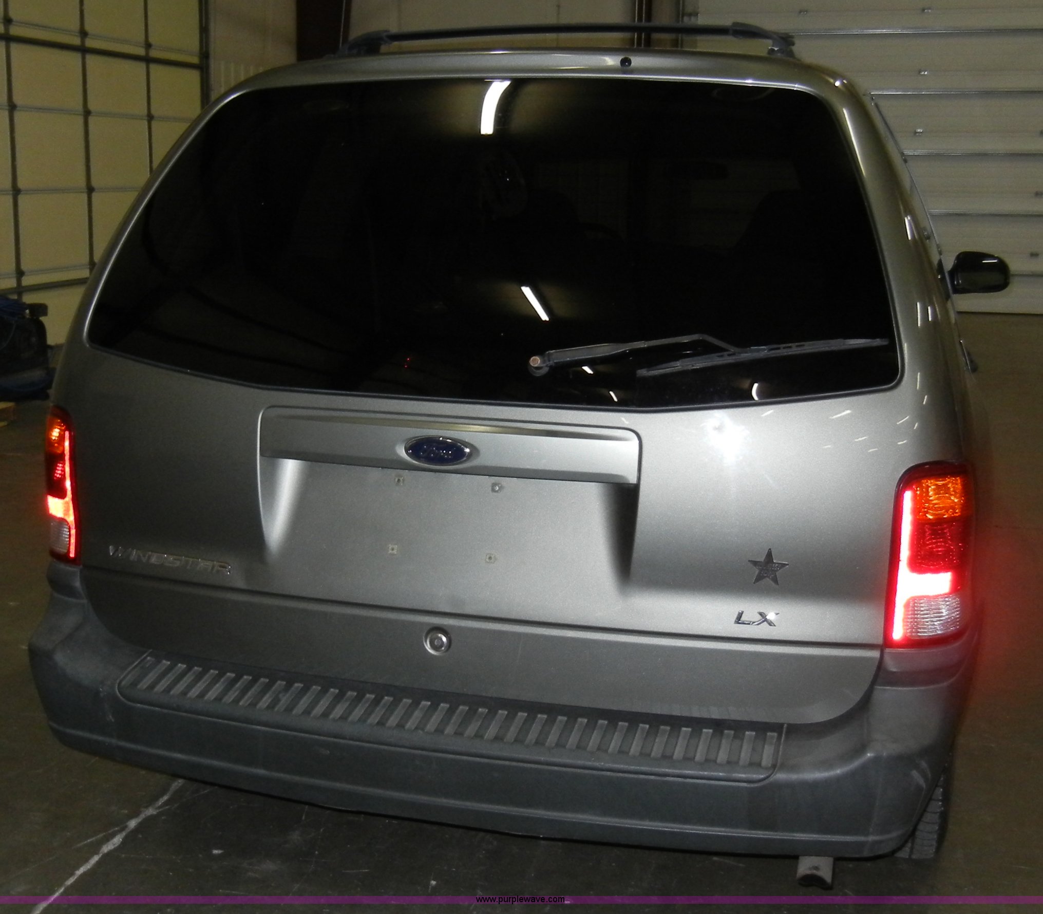 2000 Ford Windstar LX mini van in Topeka, KS | Item A3338 sold | Purple ...