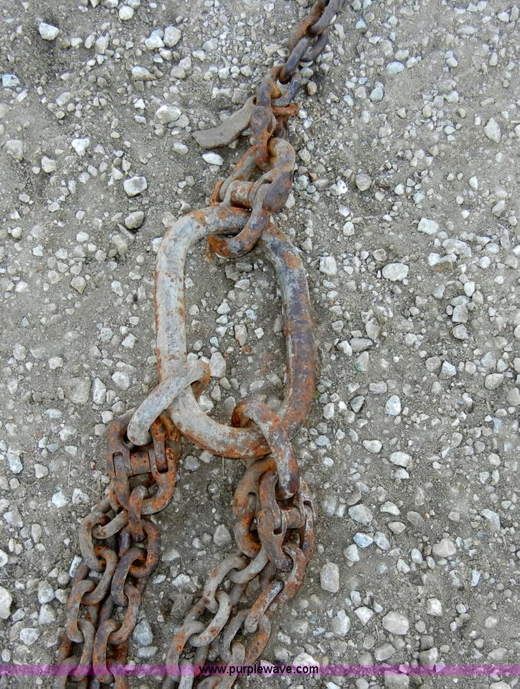 4-way spreader bar chain in Manhattan, KS | Item H9191 sold | Purple Wave