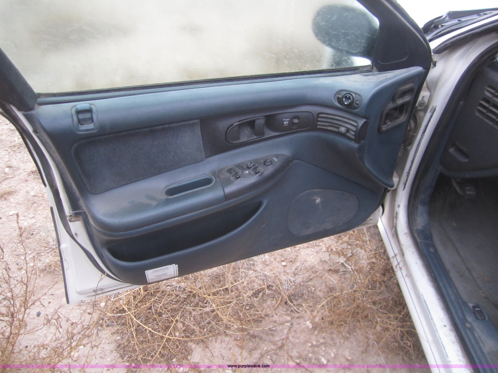 1997 Dodge Intrepid in Optima, OK | Item B3099 sold | Purple Wave