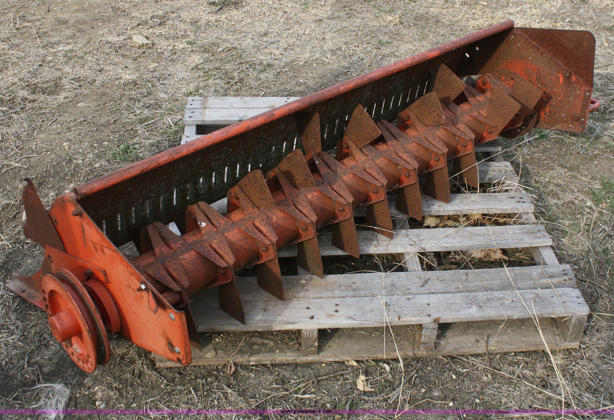 Massey 750 combine straw chopper in Wakarusa, KS | Item B9470 sold ...